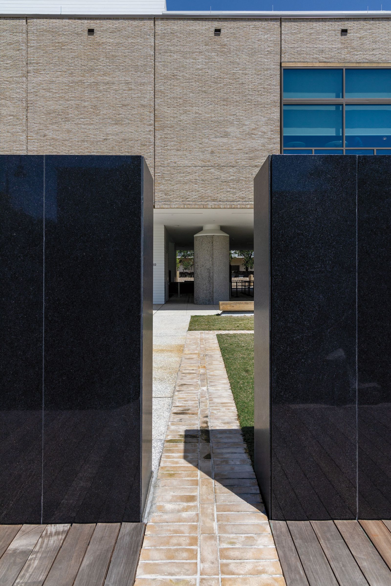 The Current, Vol. 5 | The Urban Electric Co.